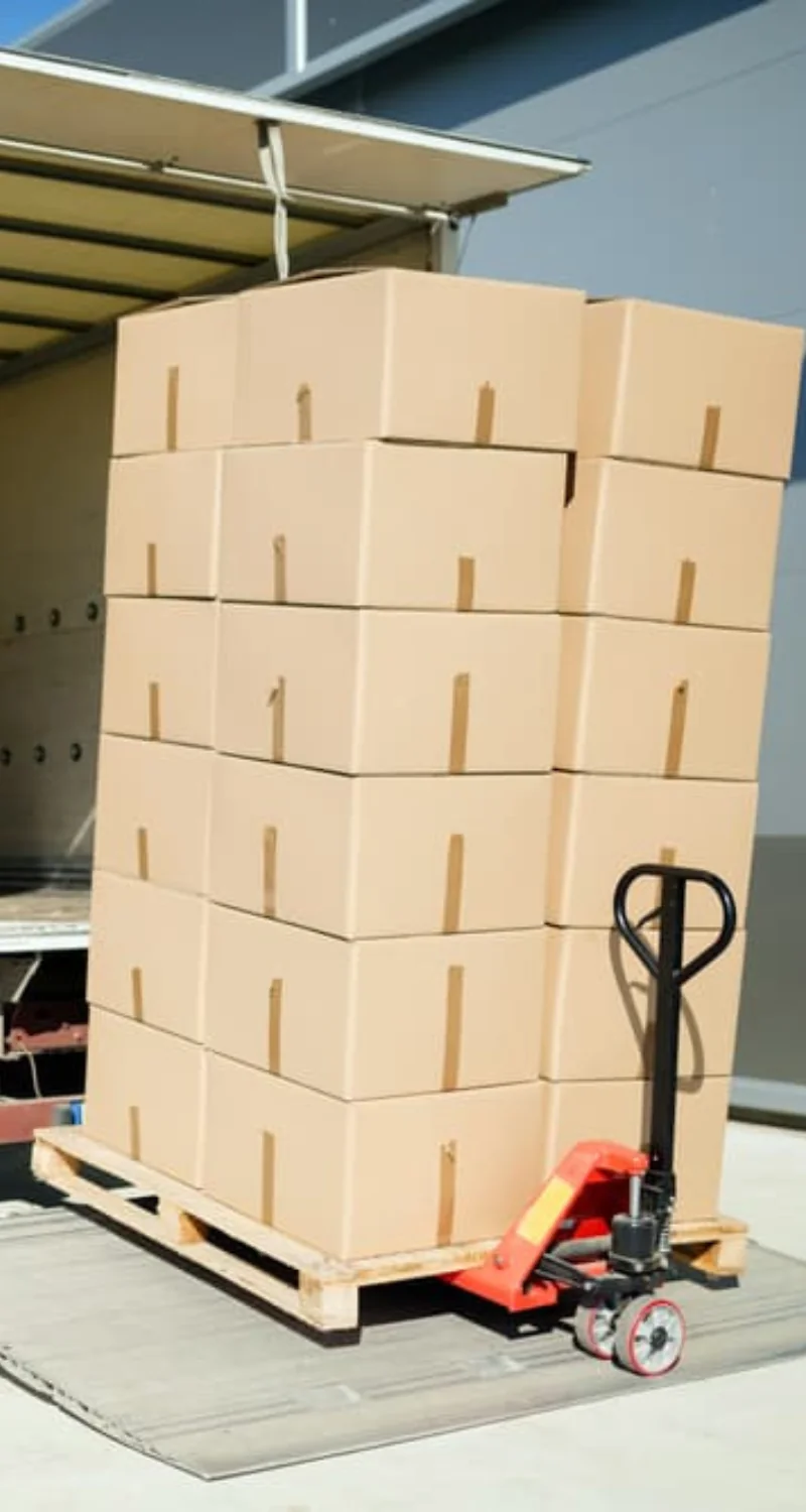 Lift Gate Service | FreightCenter